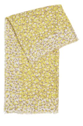 Coats by HUGO BOSS | Iconic shapes re-imagined