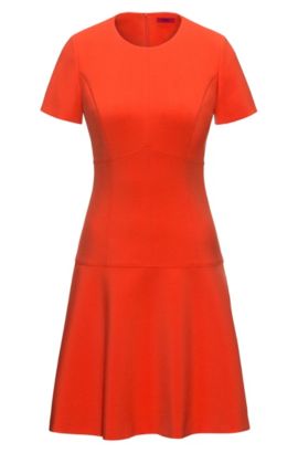 Dresses by HUGO BOSS | The key to modern elegance