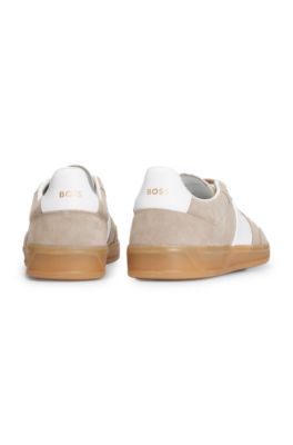 BOSS - Sneakers voor alle genders van suède en leer met merkaccent - Beige