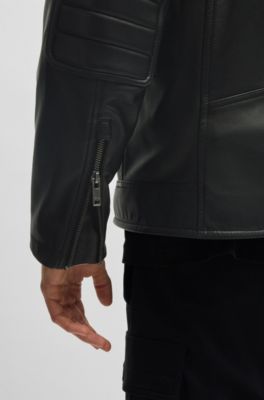 BOSS - Casaco de ajuste regular em pele de toque suave - Black