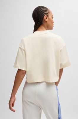 HUGO - Cropped T-shirt in cotton jersey with logo badge - Natural