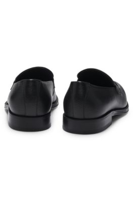 BOSS - Apron-toe slip-on loafers in grained leather - Black