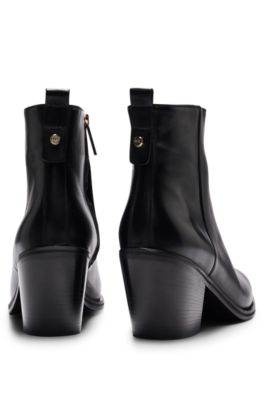 BOSS - Botas de piel con tacón cubano y puntera afilada - Negro