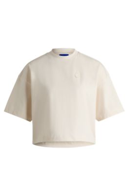 HUGO - Cropped T-shirt in cotton jersey with logo badge - White